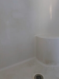 How to Remove Rust Stains From Bathtubs & Showers - Lemons, Lavender ...