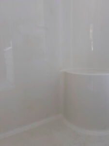 How to Remove Rust Stains From Bathtubs & Showers - Lemons, Lavender ...