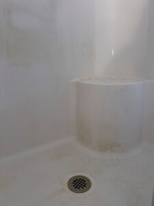 How to Remove Rust Stains From Bathtubs & Showers - Lemons, Lavender ...